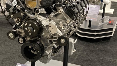 Ford Megazilla crate engine revealed with 615 hp