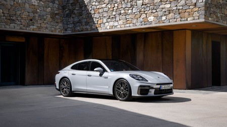 First details on new Porsche V-8 debuting in next-gen Panamera Turbo