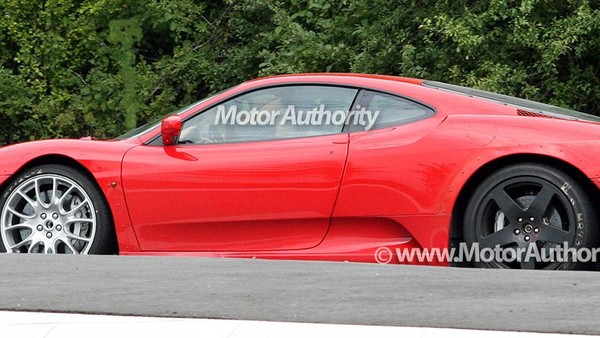 Spy shots: Ferrari Enzo-successor