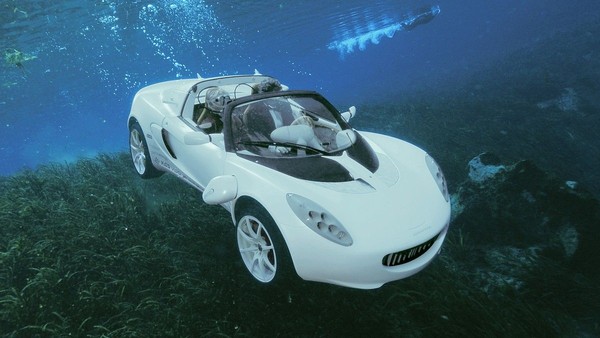 Geneva 08: Rinspeed sQuba diving car video and mega-gallery