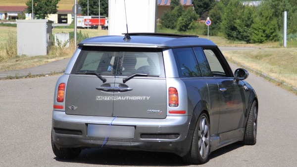 Spy Shots: MINI Clubman S Hybrid