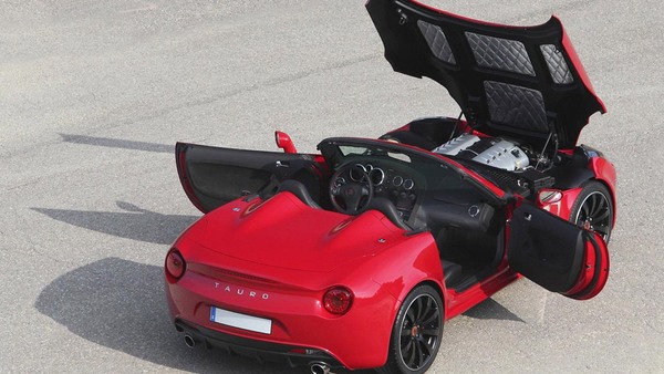 Spain’s Tauro V8 Spider Based On The Pontiac Solstice