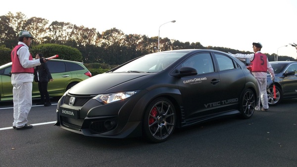 Honda Civic Type R 2.0-Liter VTEC Turbo Prototype: Driven