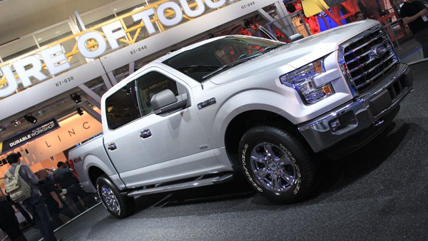 2015 Ford F-150: Full Details, Live Photos & Video