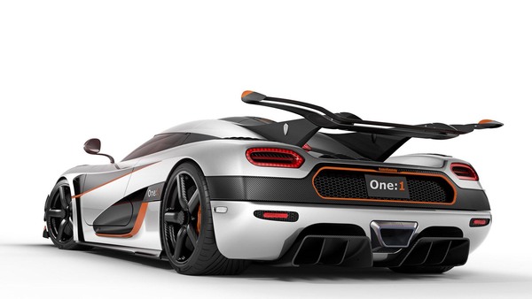 New Inside Koenigsegg Episode Shows How Carbon Fiber Wheels Are Made: Video
