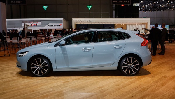 Volvo V40 updated, next-gen model bound for US
