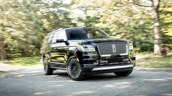 Lincoln reveals 2018 Navigator L in Black Label 'Destination' trim Lincoln reveals 2018 Navigator L in Black Label 'Destination' trim