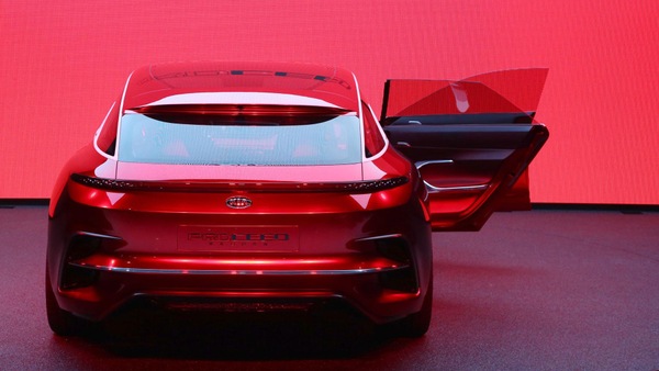 Stunning Kia fastback concept previews next-gen Pro_cee’d compact