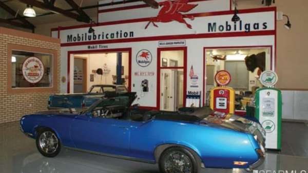 California villa comes with garage space for 100 cars, vineyard