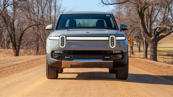Review: 2024 Rivian R1T raises the bar for innovation