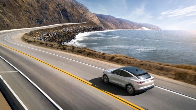 Chevy MiRay: Hybrid 'Muscle Car Of The Future' Concept