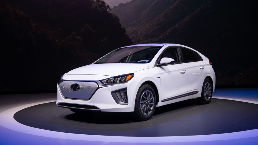 Hyundai Ioniq Electric, 2019 LA Auto Show