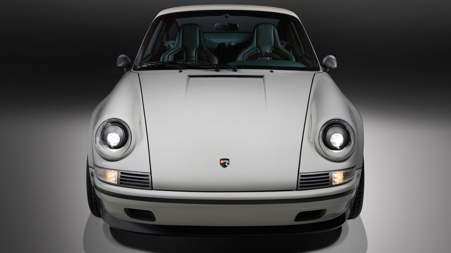 Photos – Pictures of the Latest Sports Cars, Muscle Cars, Luxury Cars ...