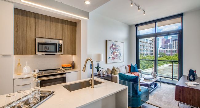 Drewery Place Reviews - Houston, TX | 2850 Fannin Street | 5 Apartment ...