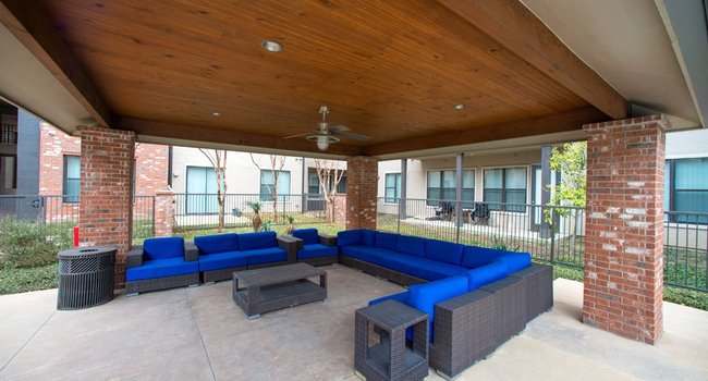 Gramercy on the Park - 211 Reviews | Dallas, TX Apartments for Rent ...
