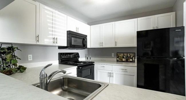 Centerpointe Apartments - 37 Reviews | Canandaigua, NY Apartments for ...