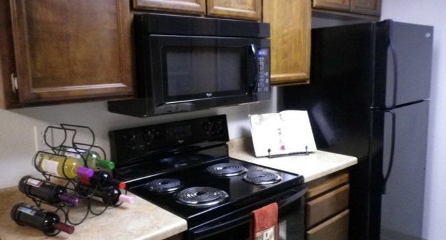 Jerron Place Reviews - Sacramento, CA | 1750 Jerron Place | Apartment ...