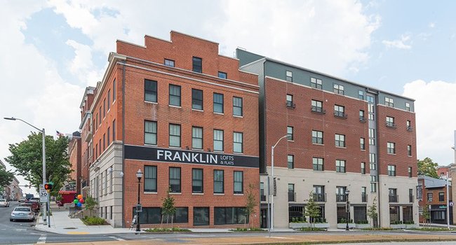 Franklin Lofts & Flats Reviews - Baltimore, MD | 20 E Franklin Street ...