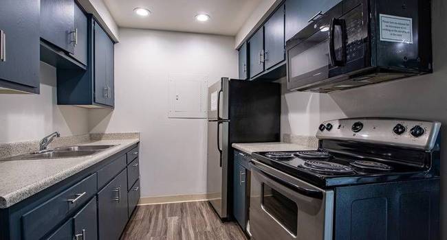 The Social Chico Dorms Reviews - Chico, CA | 1400 West 3rd Street | 235 ...